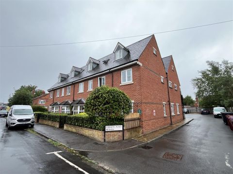 Forsete Place, Reading RG1, 2 bed flat to rent, £1,450 pcm - Zoopla