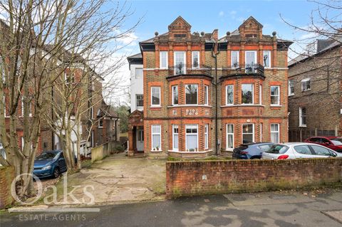 2 bed flat for sale in Palace Road, London SW2, £400,000 - Zoopla