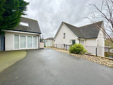 Falkirk Road, Larbert FK5, 5 bed detached house for sale, £415,000 - Zoopla