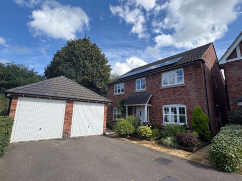 Lower Pingle Road, Ashbourne DE6, 4 bed detached house for sale, £ ...