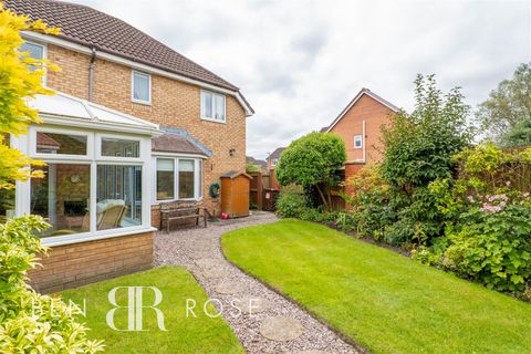 4 bed detached house for sale in Barn Hey Drive, Farington Moss ...