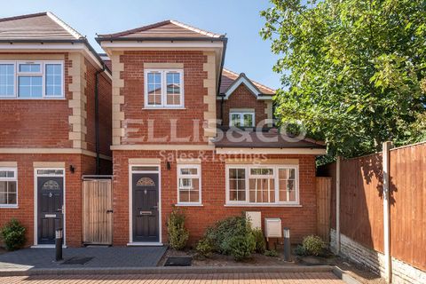 Maxwelton Close, Mill Hill, London NW7, New home, 3 bed detached house ...