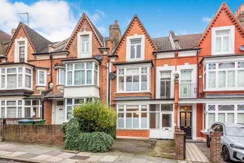 Wellington Gardens, Charlton, London SE7, 4 bed terraced house for sale ...