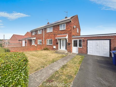 Cherry Tree Drive, Thorne, Doncaster DN8, 3 bed semi-detached house for ...