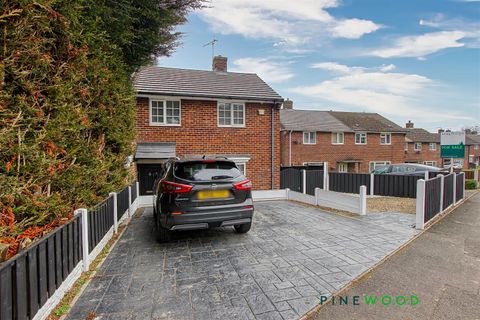 3 bed semi-detached house for sale in North Side, New Tupton ...