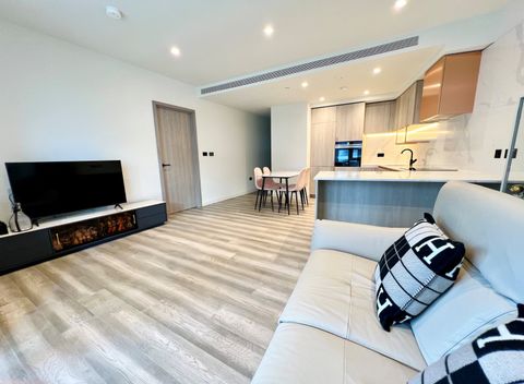 Aspen, Consort Place, Marsh Wall, Canary Wharf, London E22, 1 bed flat ...